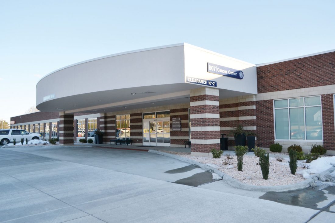 Center of Attention: Belpre cancer facility the toast of the town at ...